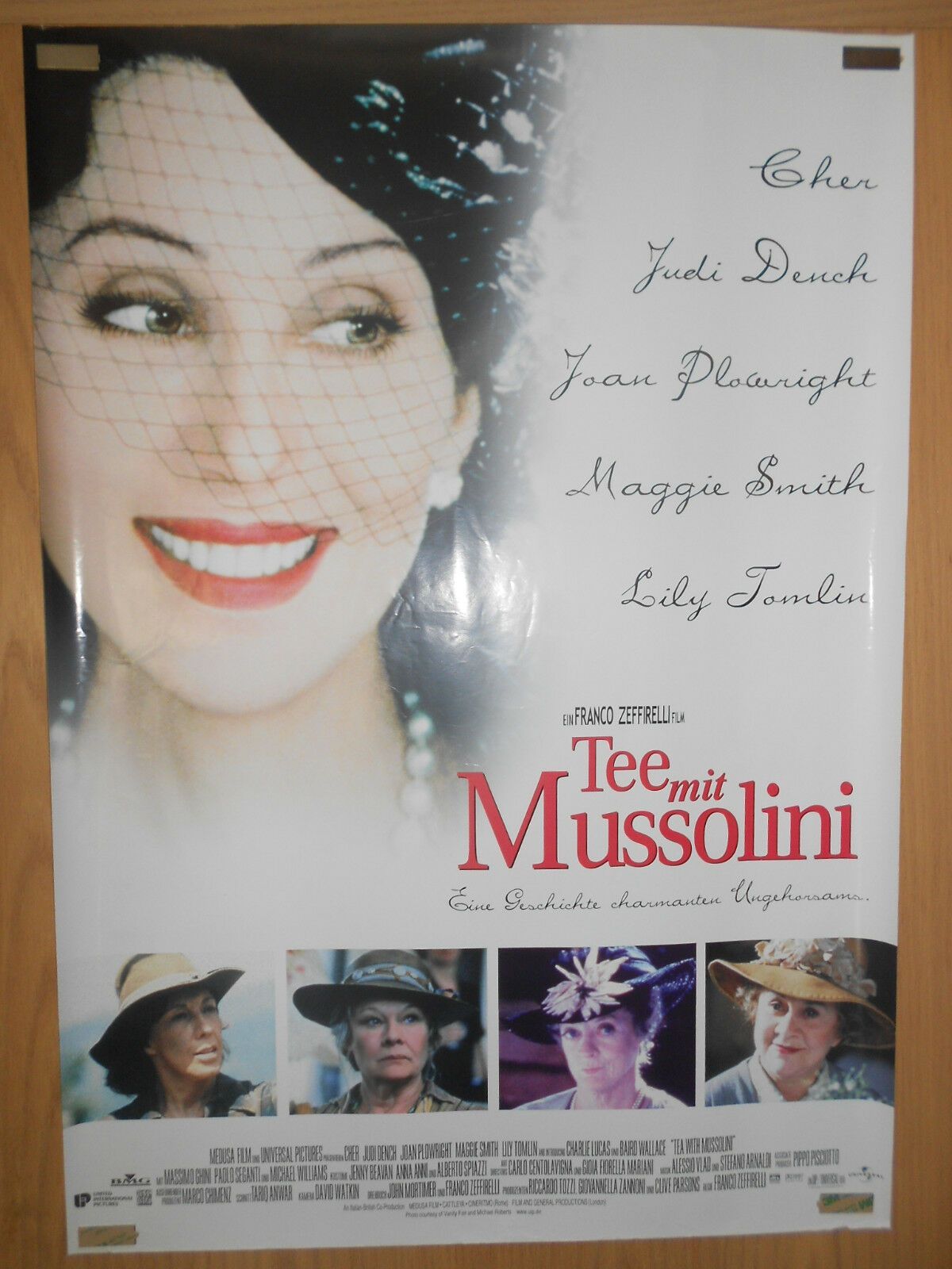 Tee mit Mussolini Judi Dench - Filmplakat 60x80cm gerollt kaufen bei ...