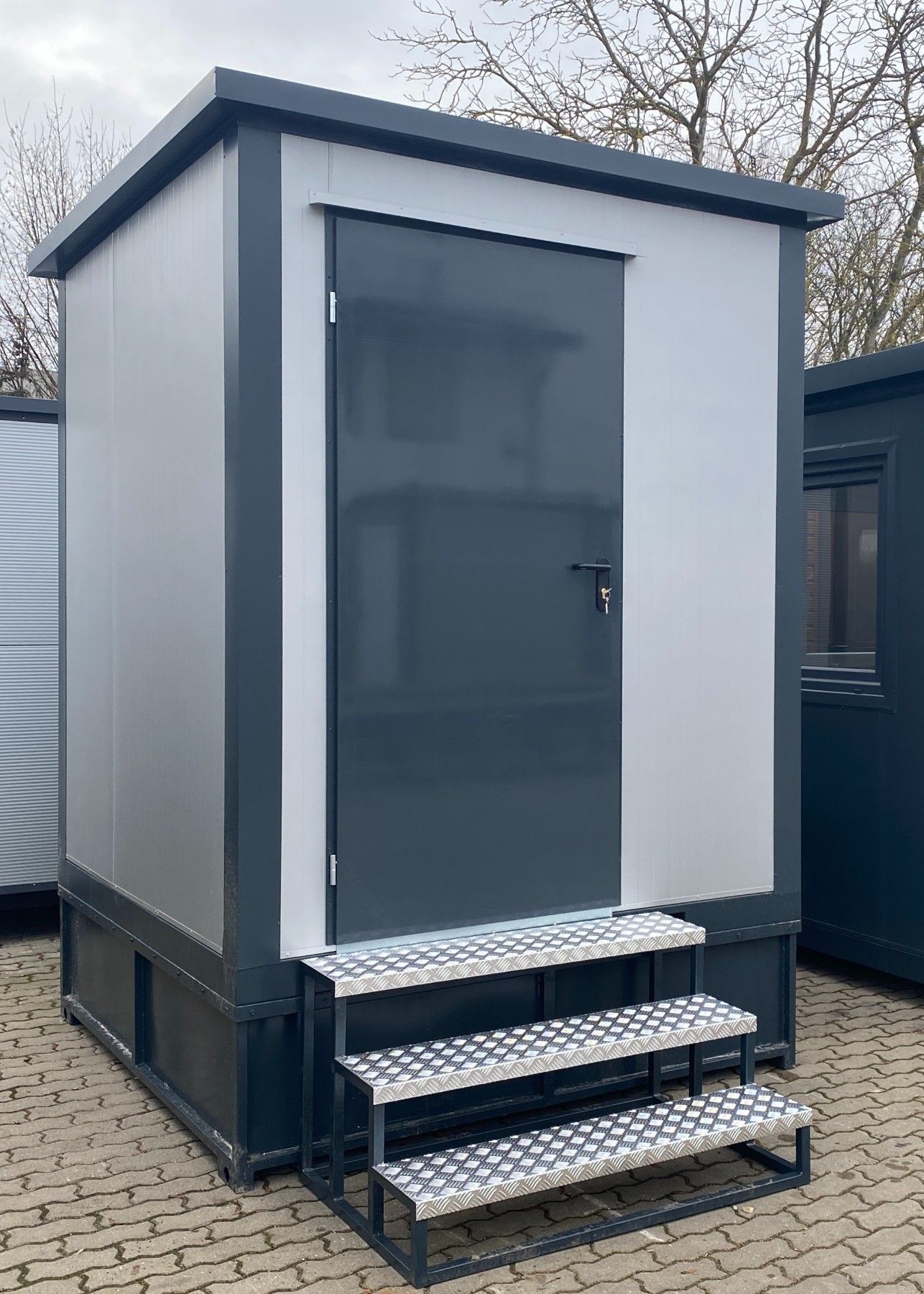 WC Container Toilette WC Box Sanitärcontainer mit Fäkalientank o ...