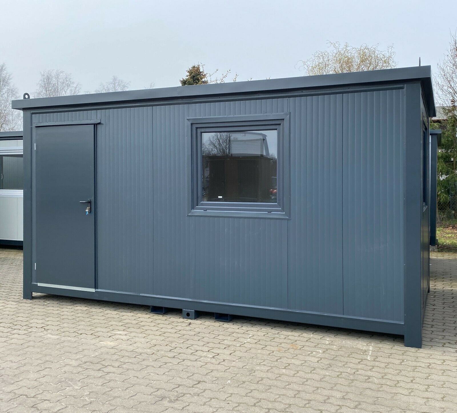 Neuer Bürocontainer Wohncontainer Büro Gartenhaus -auch mit WC ...