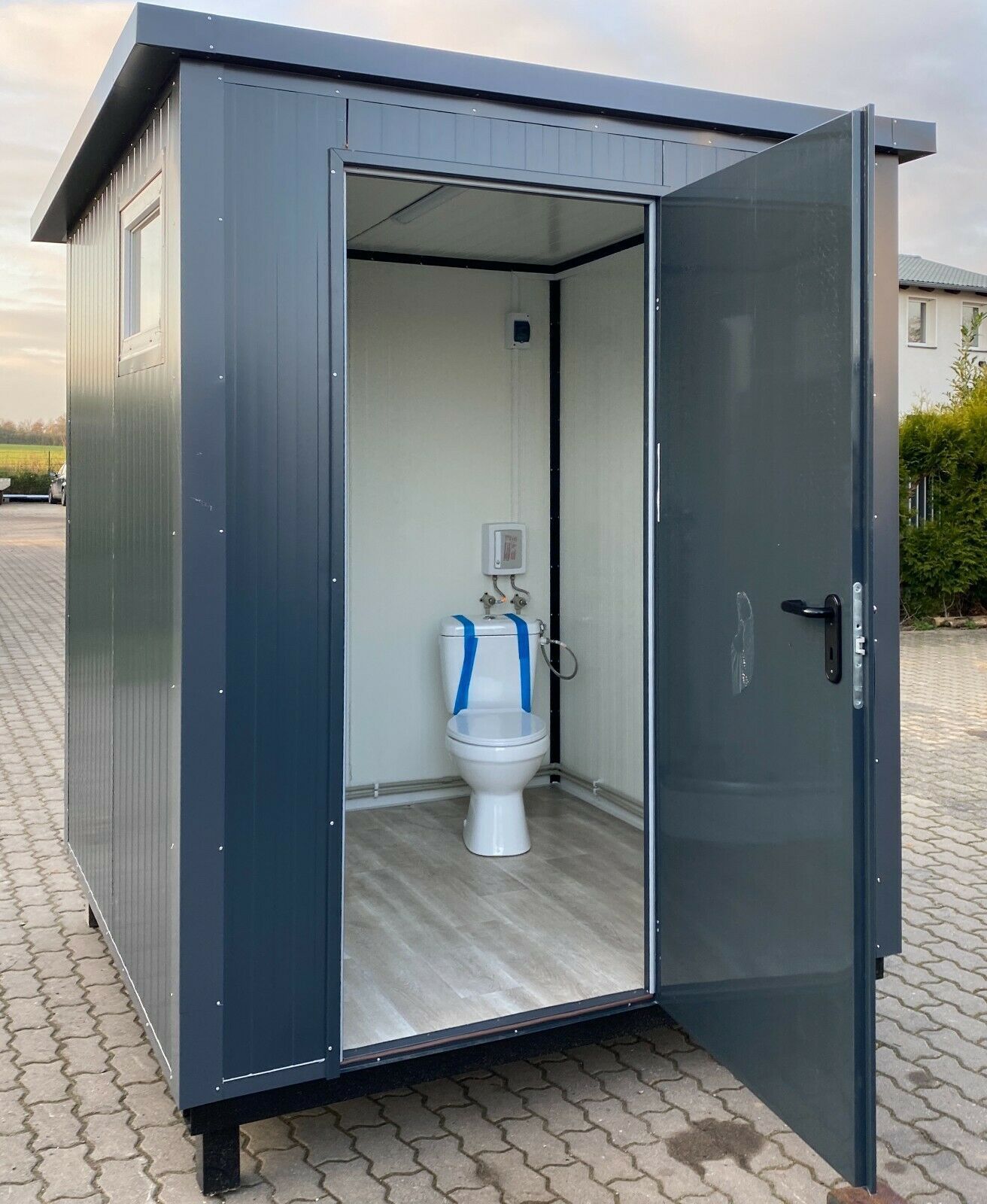 WC-Container Toilettencontainer - verschiedene Größen auch mit Dusche ...