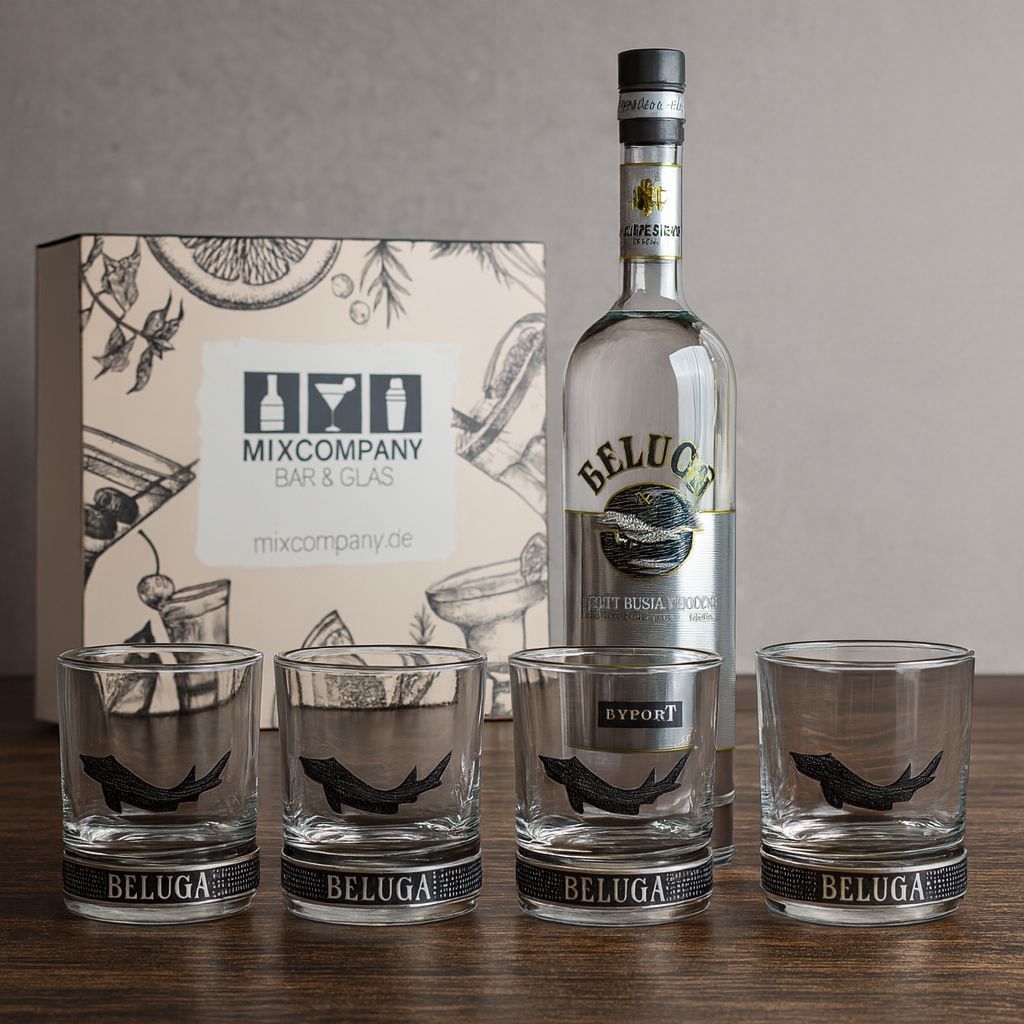 Beluga Noble Vodka Geschenkset – 0,7 L (40 % Vol.) mit 4 original ...