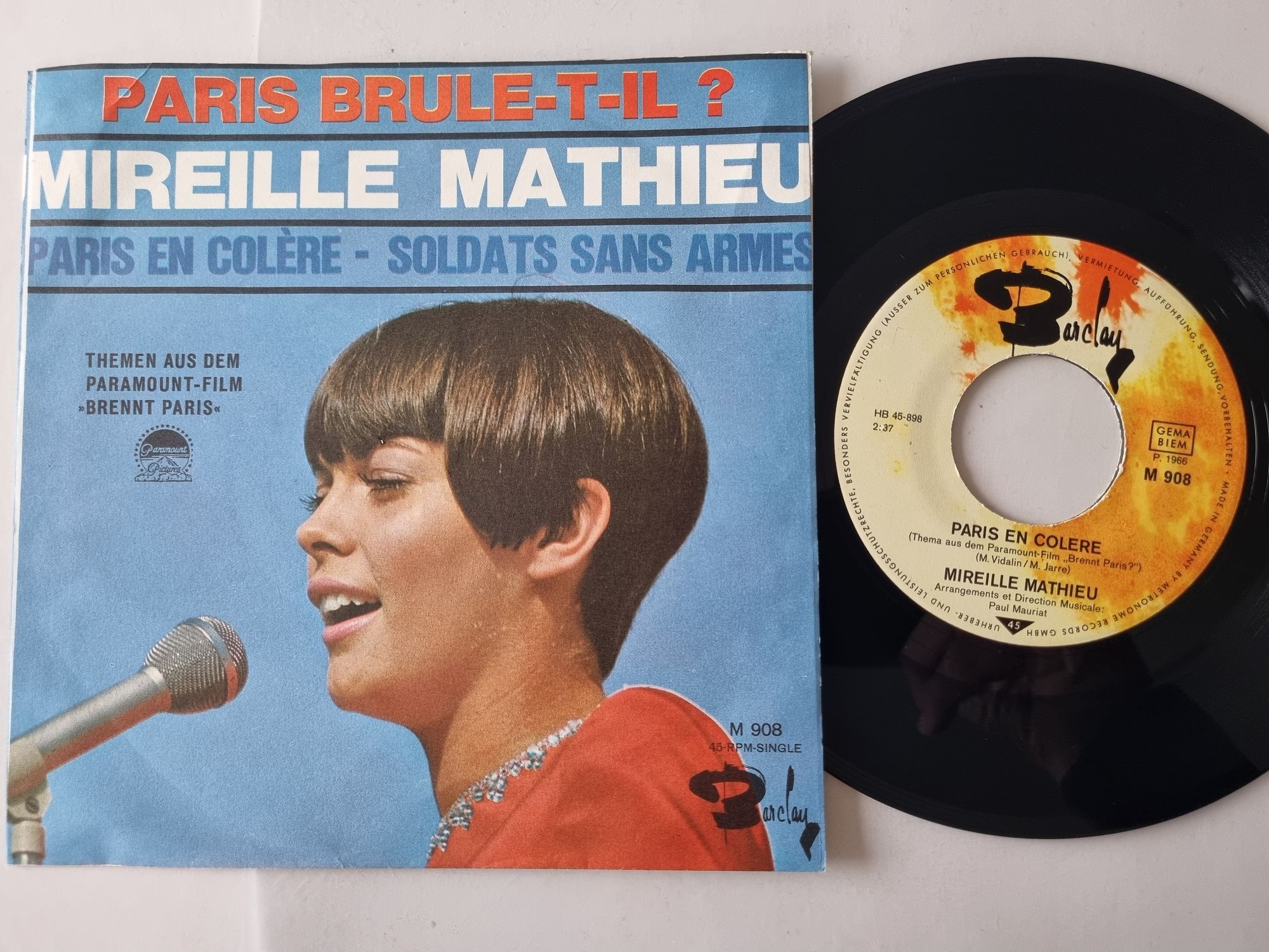 Mireille Mathieu - Paris en colère 7'' Vinyl Germany gebraucht kaufen ...