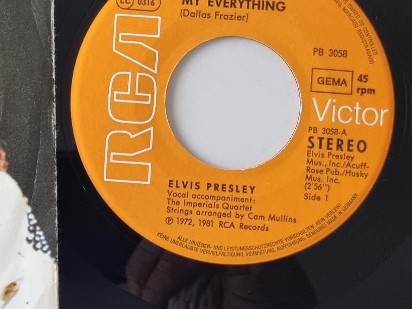 Elvis Presley - There Goes My Everything 7'' Vinyl Germany gebraucht ...