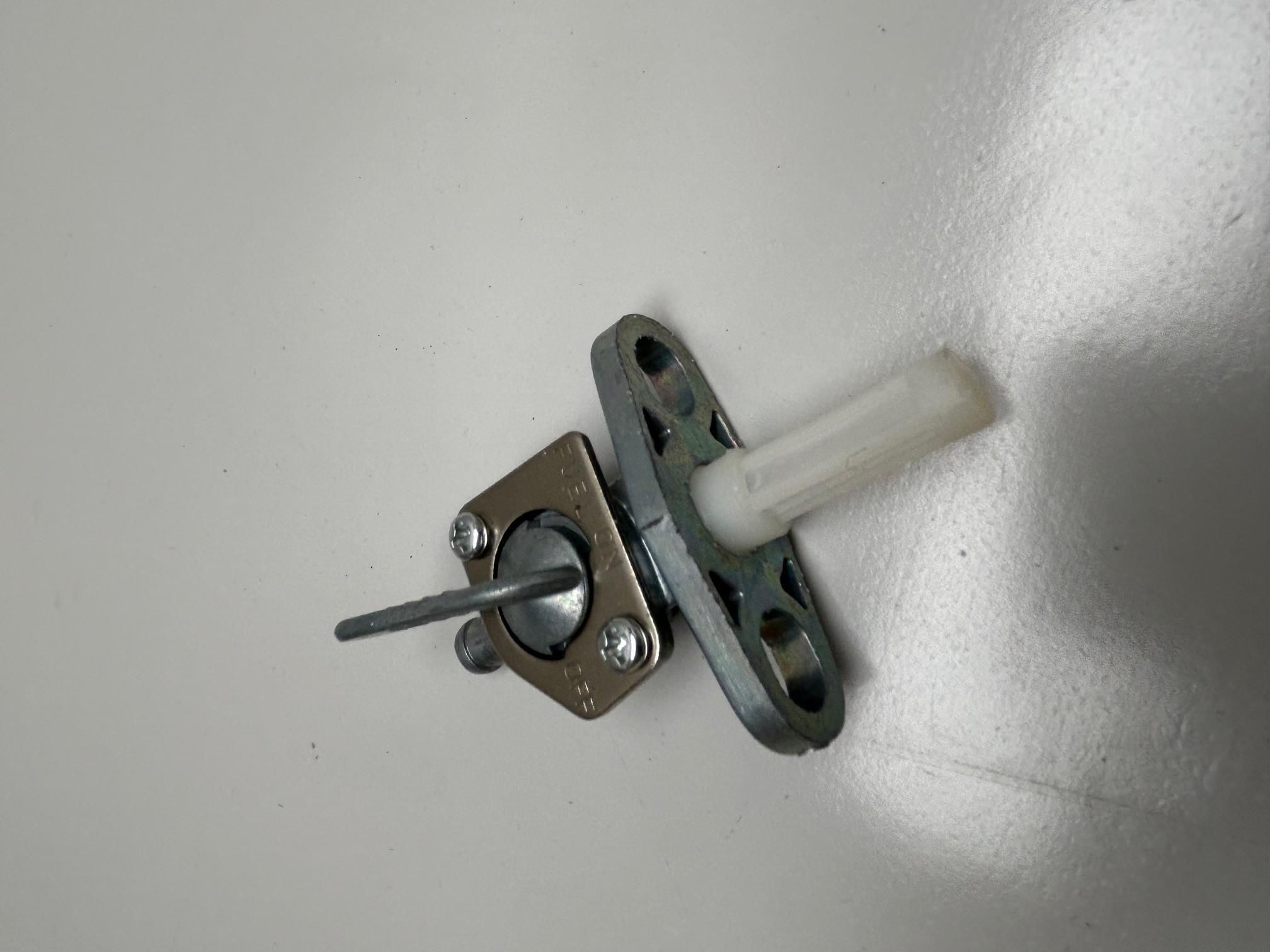 Benzinhahn fuel tap passt an Honda Cr 125 250 R 79-07 450 480 500 ...