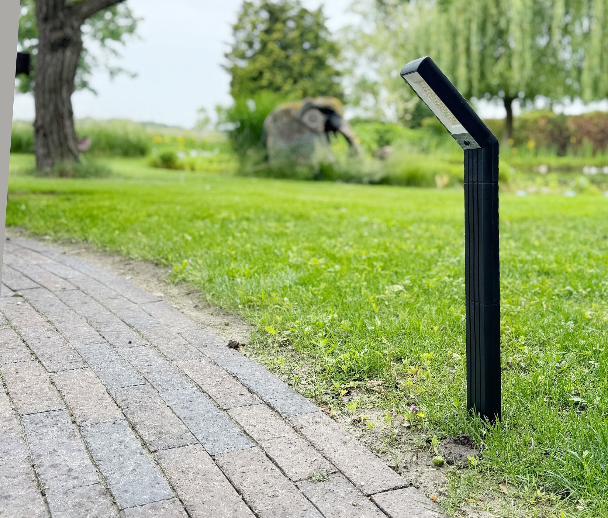 LED Solar Wegeleuchte "SWL-78" IP44 63cm, Dämmerungssensor, 3000k ...