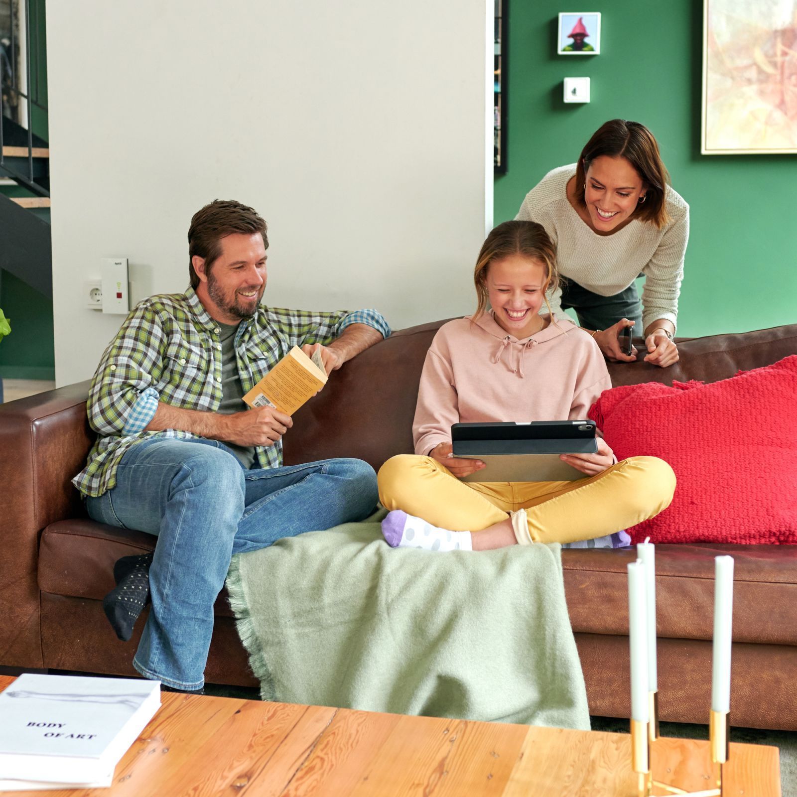 AVM FRITZ! Repeater 2400 - Wi-Fi-Range-Extender kaufen bei Hood.de ...