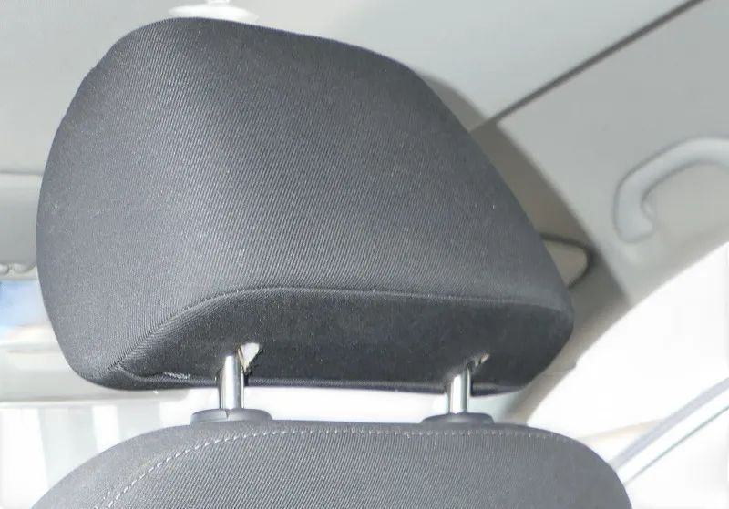 Skoda Octavia 4 Kopfstutze Vorne Entfernen