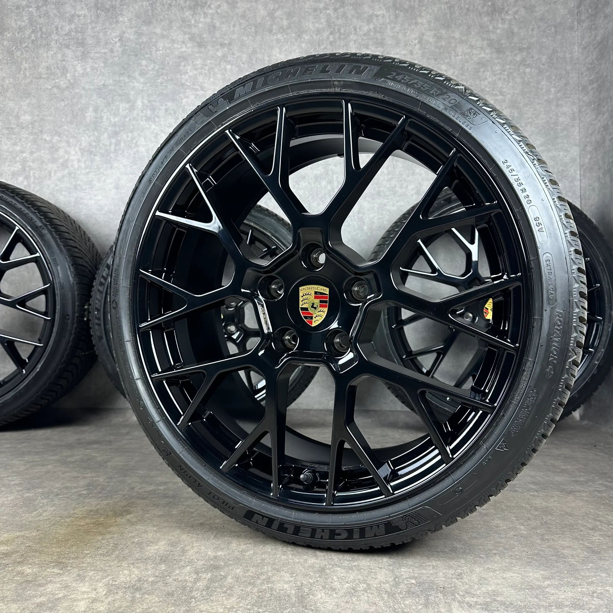 Winterräder Porsche 992.2 Felgen 20/ 21" Original RS Spyder Design ...