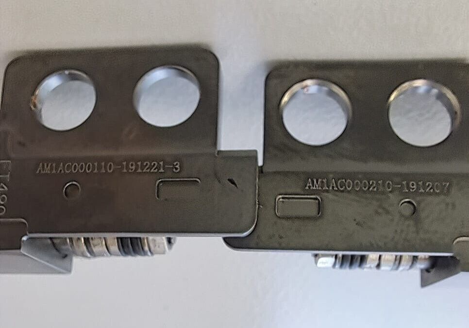 LENOVO ThinkPad T14 T490 T495 Scharniere links & rechts AM1AC000110 ...