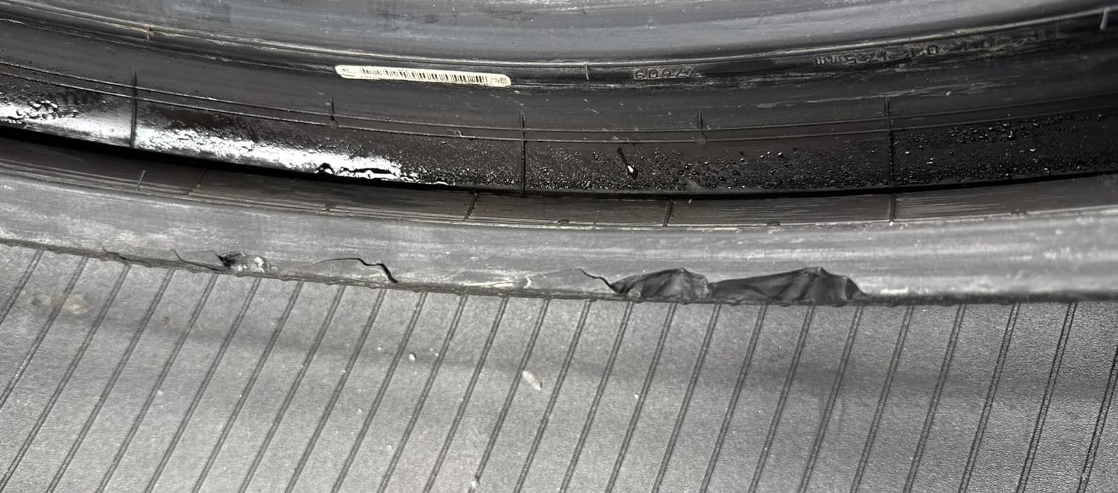 2x Sommerreifen 295/35 R21 107Y XL Bridgestone Potenza Sport MGT DOT22 ...