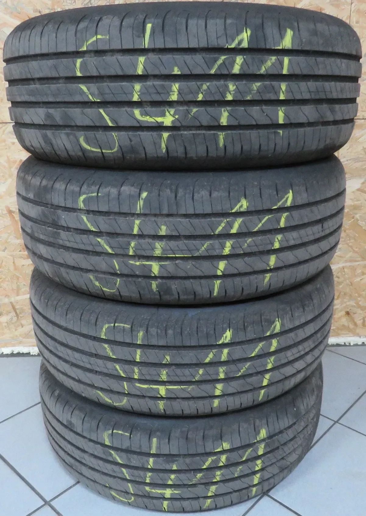 Sommerreifen Satz GY Efficient Grip Performance 2 215/55 R17 98WXL ...
