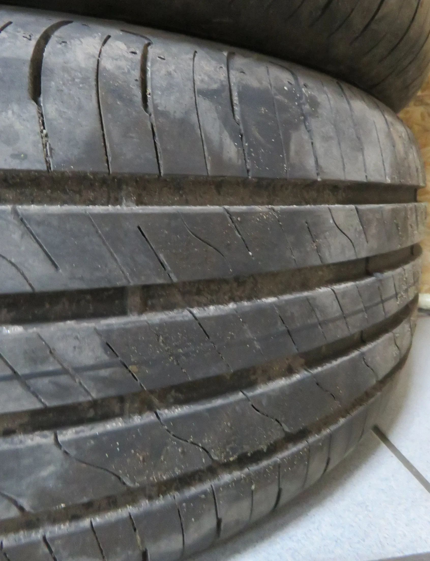 Sommerreifen Satz GY Efficient Grip Performance 2 215/55 R17 98WXL ...