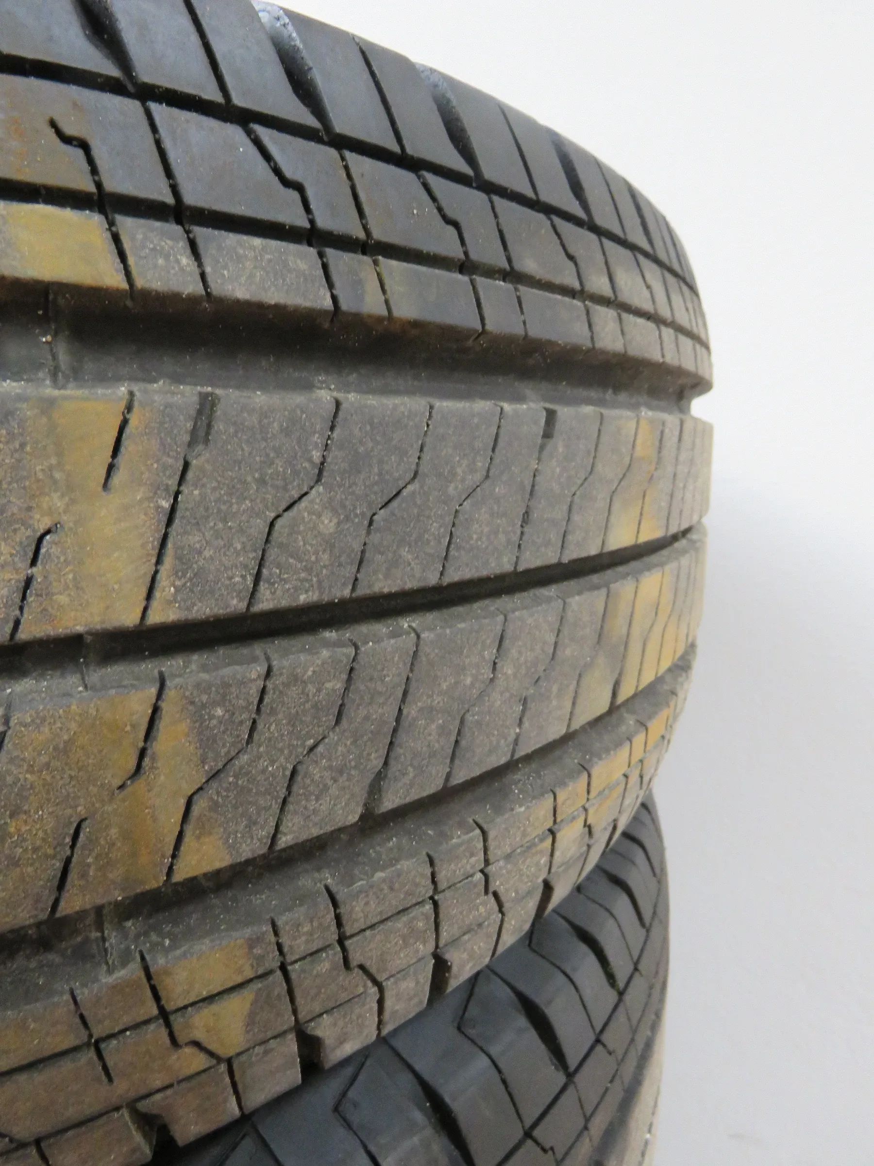 Sommerreifen Satz Continental Van Contact Eco 215 60 R17C 109T ...