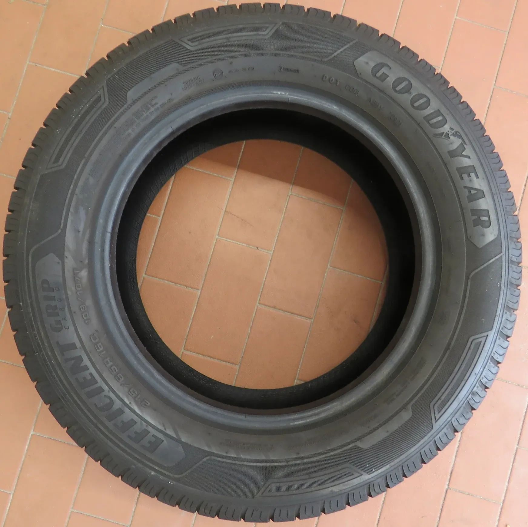 Sommerreifen Satz Goodyear Efficientgrip Cargo 215 65 R16C 109/107T ...