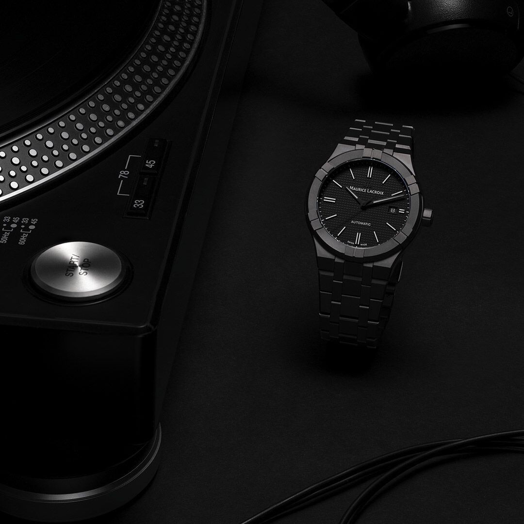 Maurice Lacroix - AI6008-CRM22-330-2 - AIKON Automatische Keramik 42MM ...