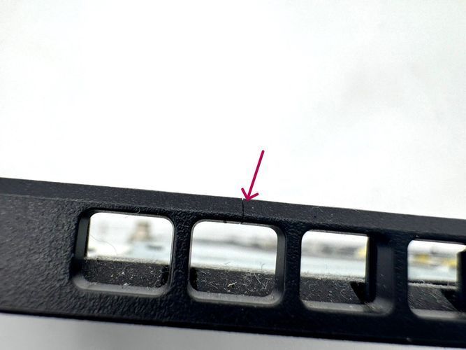 Dell Inspiron 3502 Palmrest / Handauflage Tastatur Touchpad QWERTZ ...