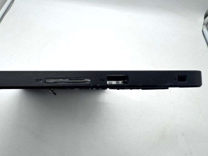 Dell Inspiron 3502 Palmrest / Handauflage Tastatur Touchpad QWERTZ ...