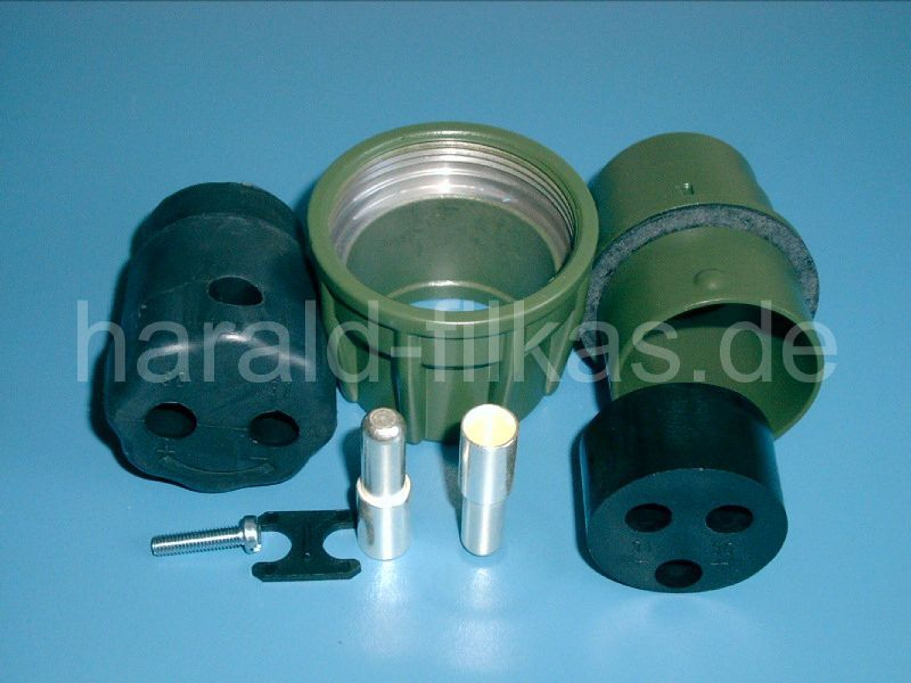NATO Stecker grün VDA 72593, VG 96917, 35mm² mit Schraubring 42 Volt ...