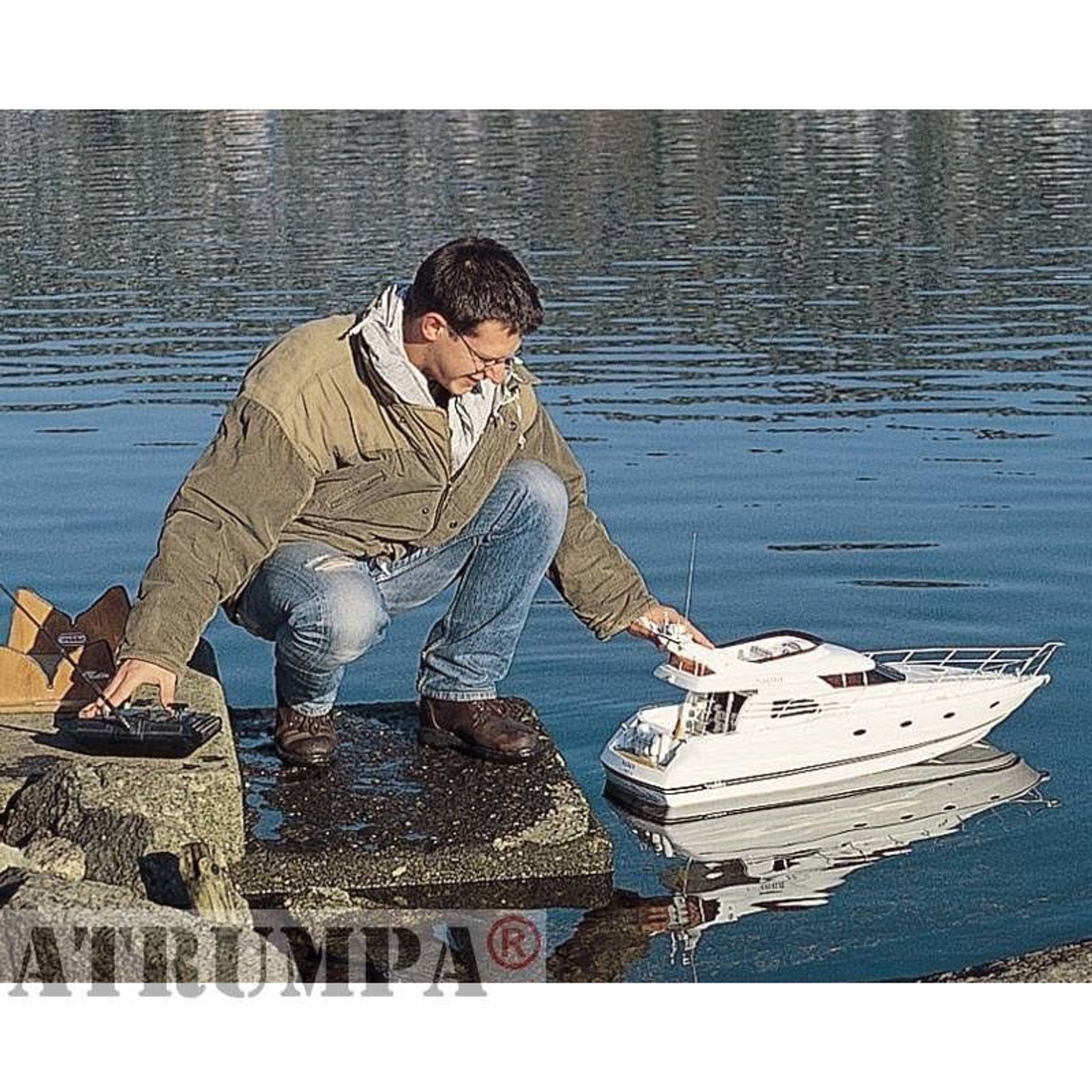 Robbe Krick Motoryacht Najade Krick ro1160 kaufen bei Hood.de