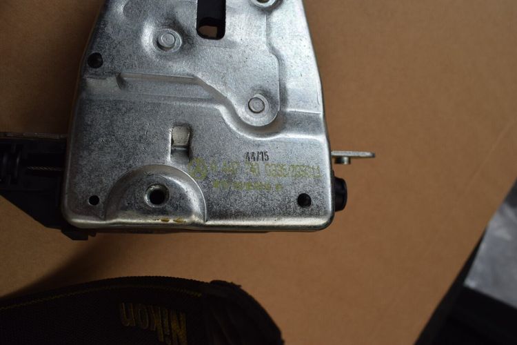 Original Mercedes W447 Vito V Klasse Heckklappe Schloss a4477400335 ...